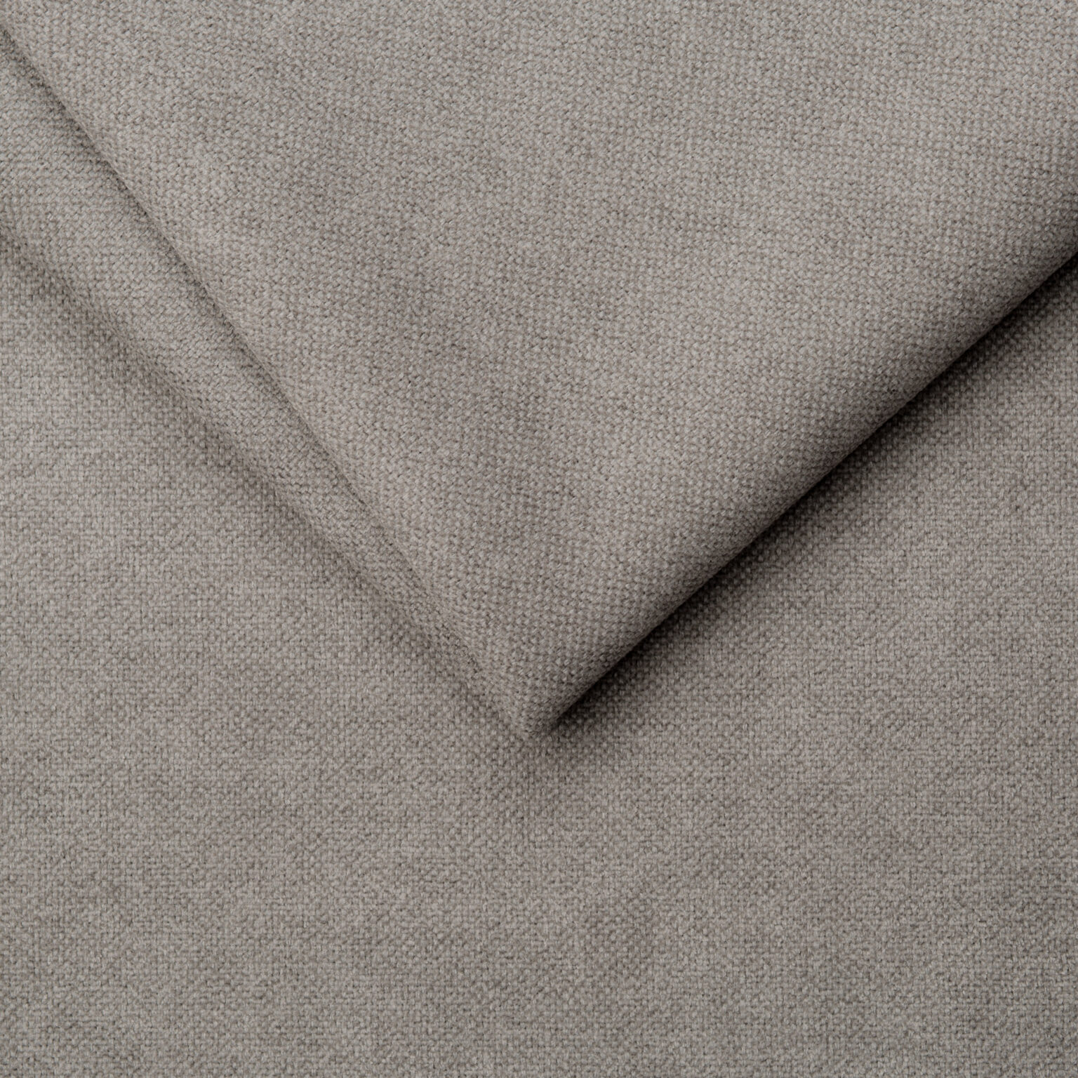 Mistral 19 Ash | dekora.group